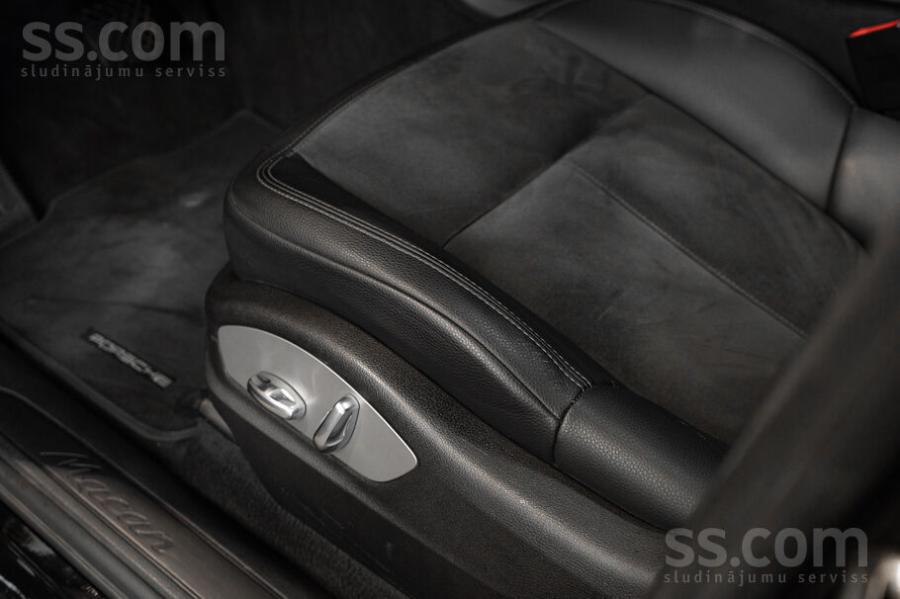 Melns Porsche Macan 2019 Rīga, ar dzinēja tilpumu 2.00 L un nobraukumu 118 tūkst. km par 35900 €, foto 18 vietnē AUTOMOTO.COM.LV