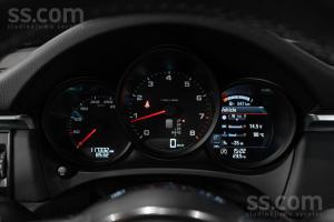 Melns Porsche Macan 2019 Rīga, ar dzinēja tilpumu 2.00 L un nobraukumu 118 tūkst. km par 35900 €, foto 20 vietnē AUTOMOTO.COM.LV