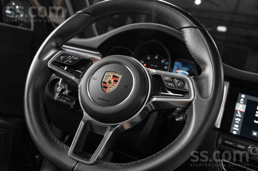 Melns Porsche Macan 2019 Rīga, ar dzinēja tilpumu 2.00 L un nobraukumu 118 tūkst. km par 35900 €, foto 21 vietnē AUTOMOTO.COM.LV
