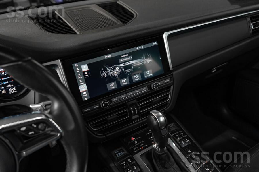 Melns Porsche Macan 2019 Rīga, ar dzinēja tilpumu 2.00 L un nobraukumu 118 tūkst. km par 35900 €, foto 25 vietnē AUTOMOTO.COM.LV