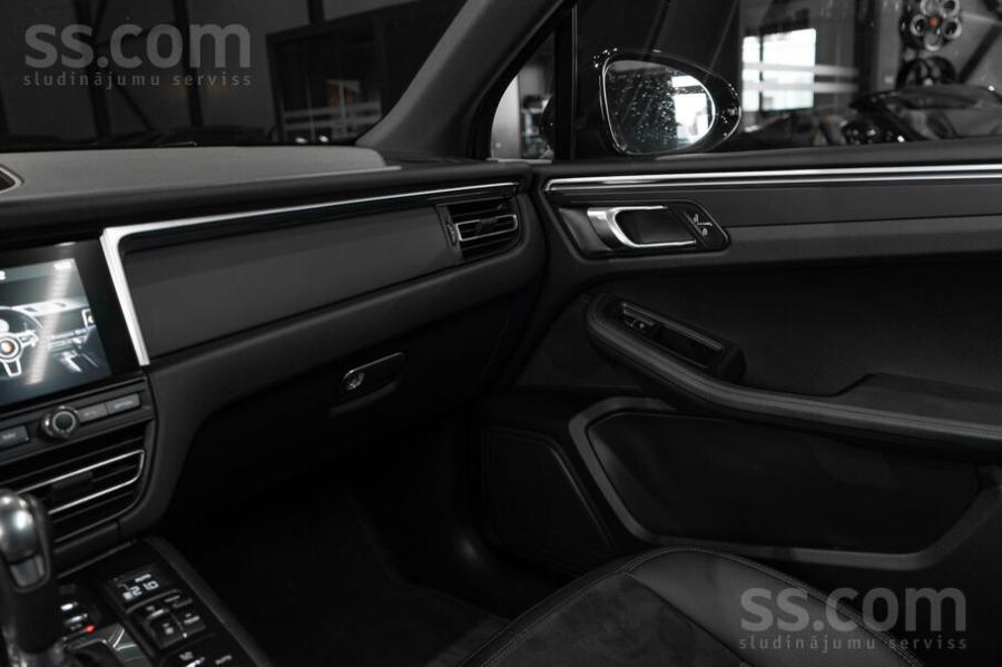 Melns Porsche Macan 2019 Rīga, ar dzinēja tilpumu 2.00 L un nobraukumu 118 tūkst. km par 35900 €, foto 31 vietnē AUTOMOTO.COM.LV