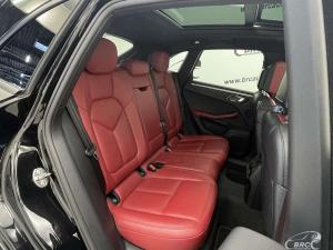 Black Porsche Macan 2019 in Vilnius, with an engine capacity of 1.98 L and mileage of 118 thousand km for 32900 €, photo 14 on AUTOMOTO.COM.LV