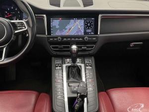 Black Porsche Macan 2019 in Vilnius, with an engine capacity of 1.98 L and mileage of 118 thousand km for 32900 €, photo 17 on AUTOMOTO.COM.LV