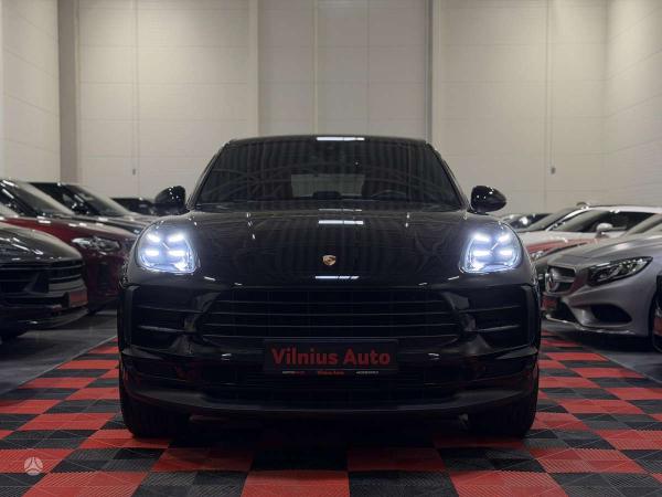 Melns Porsche Macan 2019 Viļņa, ar dzinēja tilpumu 1.98 L un nobraukumu 154 tūkst. km par 34990 €, foto 2 vietnē AUTOMOTO.COM.LV
