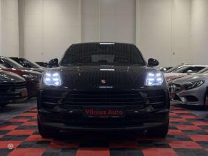 Black Porsche Macan 2019 in Vilnius, with an engine capacity of 1.98 L and mileage of 154 thousand km for 34990 €, photo 3 on AUTOMOTO.COM.LV