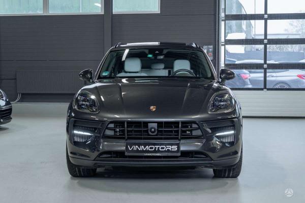 Black Porsche Macan 2020 in Vilnius, with an engine capacity of 2.89 L and mileage of 55 thousand km for 56000 €, photo 2 on AUTOMOTO.COM.LV