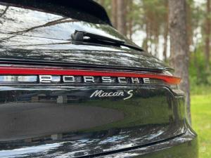 Melns Porsche Macan 2020 Viļņa, ar dzinēja tilpumu 3.00 L un nobraukumu 69 tūkst. km par 41000 €, foto 4 vietnē AUTOMOTO.COM.LV