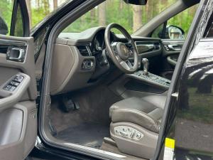 Melns Porsche Macan 2020 Viļņa, ar dzinēja tilpumu 3.00 L un nobraukumu 69 tūkst. km par 41000 €, foto 13 vietnē AUTOMOTO.COM.LV