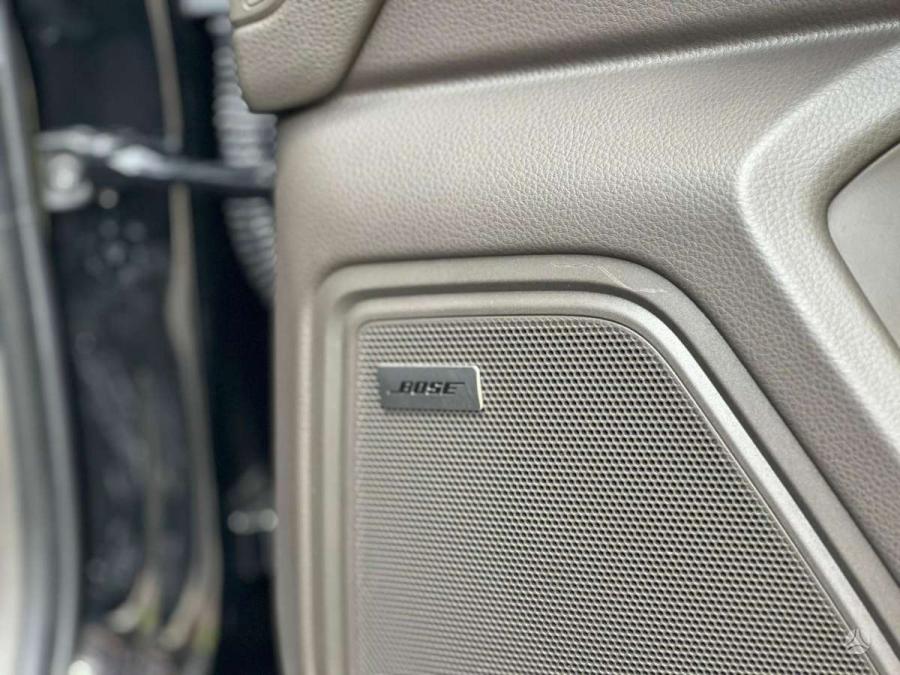 Melns Porsche Macan 2020 Viļņa, ar dzinēja tilpumu 3.00 L un nobraukumu 69 tūkst. km par 41000 €, foto 27 vietnē AUTOMOTO.COM.LV