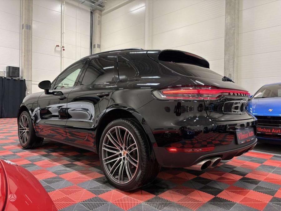 Melns Porsche Macan 2020 Viļņa, ar dzinēja tilpumu 3.00 L un nobraukumu 84 tūkst. km par 39999 €, foto 7 vietnē AUTOMOTO.COM.LV