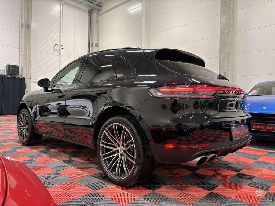 Melns Porsche Macan 2020 Viļņa, ar dzinēja tilpumu 3.00 L un nobraukumu 84 tūkst. km par 40500 €, foto 7 vietnē AUTOMOTO.COM.LV