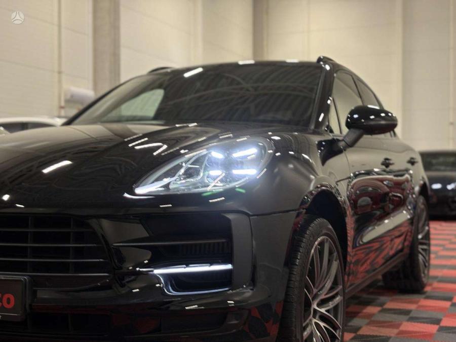 Melns Porsche Macan 2020 Viļņa, ar dzinēja tilpumu 3.00 L un nobraukumu 84 tūkst. km par 40500 €, foto 8 vietnē AUTOMOTO.COM.LV