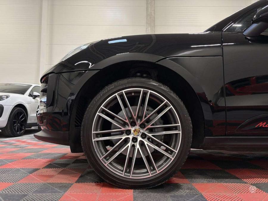 Melns Porsche Macan 2020 Viļņa, ar dzinēja tilpumu 3.00 L un nobraukumu 84 tūkst. km par 40500 €, foto 11 vietnē AUTOMOTO.COM.LV