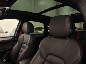 Melns Porsche Macan 2020 Viļņa, ar dzinēja tilpumu 3.00 L un nobraukumu 84 tūkst. km par 40500 €, foto 18 vietnē AUTOMOTO.COM.LV