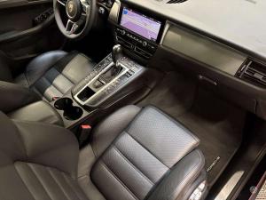 Melns Porsche Macan 2020 Viļņa, ar dzinēja tilpumu 3.00 L un nobraukumu 84 tūkst. km par 40500 €, foto 20 vietnē AUTOMOTO.COM.LV