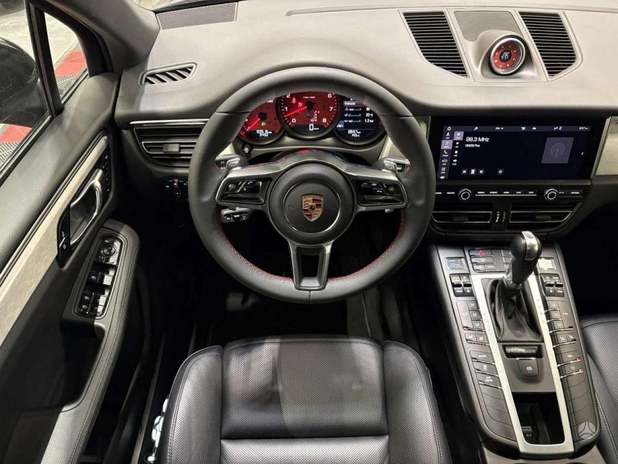 Melns Porsche Macan 2020 Viļņa, ar dzinēja tilpumu 3.00 L un nobraukumu 84 tūkst. km par 40500 €, foto 22 vietnē AUTOMOTO.COM.LV