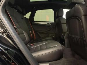 Melns Porsche Macan 2020 Viļņa, ar dzinēja tilpumu 3.00 L un nobraukumu 84 tūkst. km par 40500 €, foto 33 vietnē AUTOMOTO.COM.LV