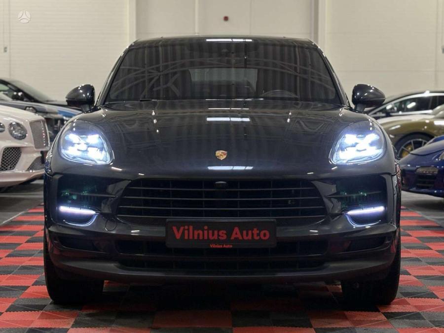 Черный Порше Масан 2020 в Вильнюс, объемом двигателя 3.00 л и пробегом 90 тыс. км за 41790 €, фото 3 на AUTOMOTO.COM.LV