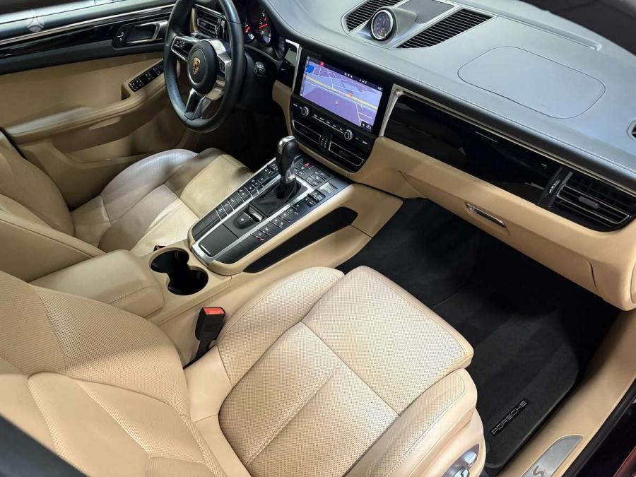 Melns Porsche Macan 2020 Viļņa, ar dzinēja tilpumu 3.00 L un nobraukumu 80 tūkst. km par 38990 €, foto 17 vietnē AUTOMOTO.COM.LV