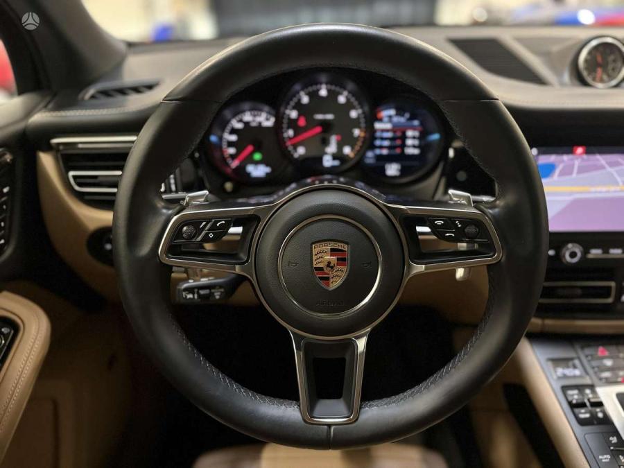 Melns Porsche Macan 2020 Viļņa, ar dzinēja tilpumu 3.00 L un nobraukumu 80 tūkst. km par 38990 €, foto 21 vietnē AUTOMOTO.COM.LV