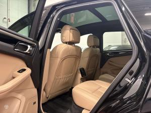 Melns Porsche Macan 2020 Viļņa, ar dzinēja tilpumu 3.00 L un nobraukumu 80 tūkst. km par 38990 €, foto 28 vietnē AUTOMOTO.COM.LV