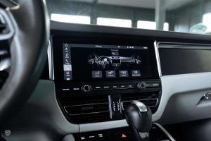 Black Porsche Macan 2020 in Vilnius, with an engine capacity of 2.89 L and mileage of 55 thousand km for 49999 €, photo 33 on AUTOMOTO.COM.LV