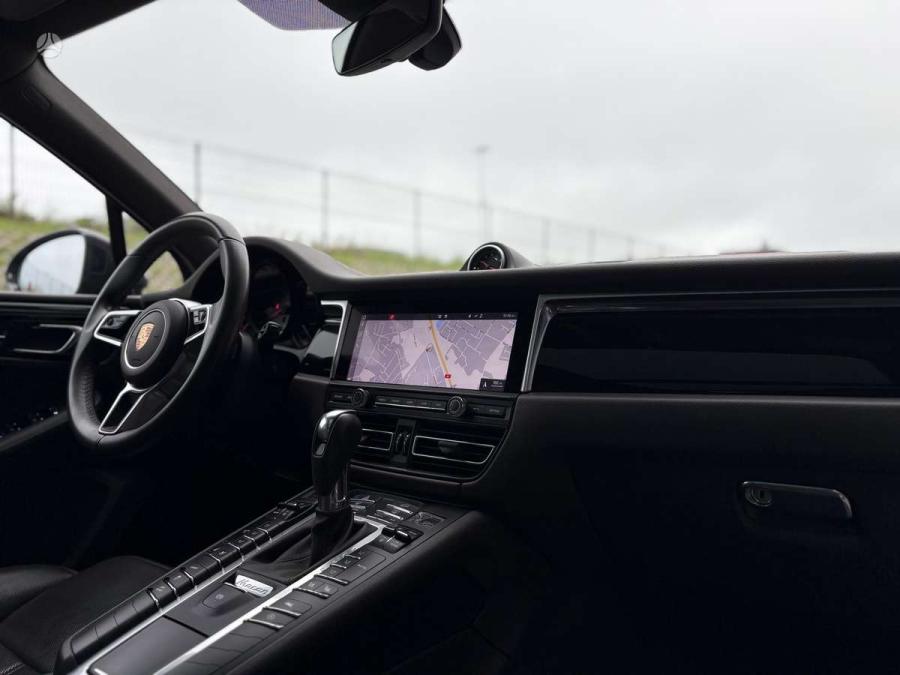 Черный Порше Масан 2020 в Вильнюс, объемом двигателя 3.00 л и пробегом 92 тыс. км за 40990 €, фото 20 на AUTOMOTO.COM.LV