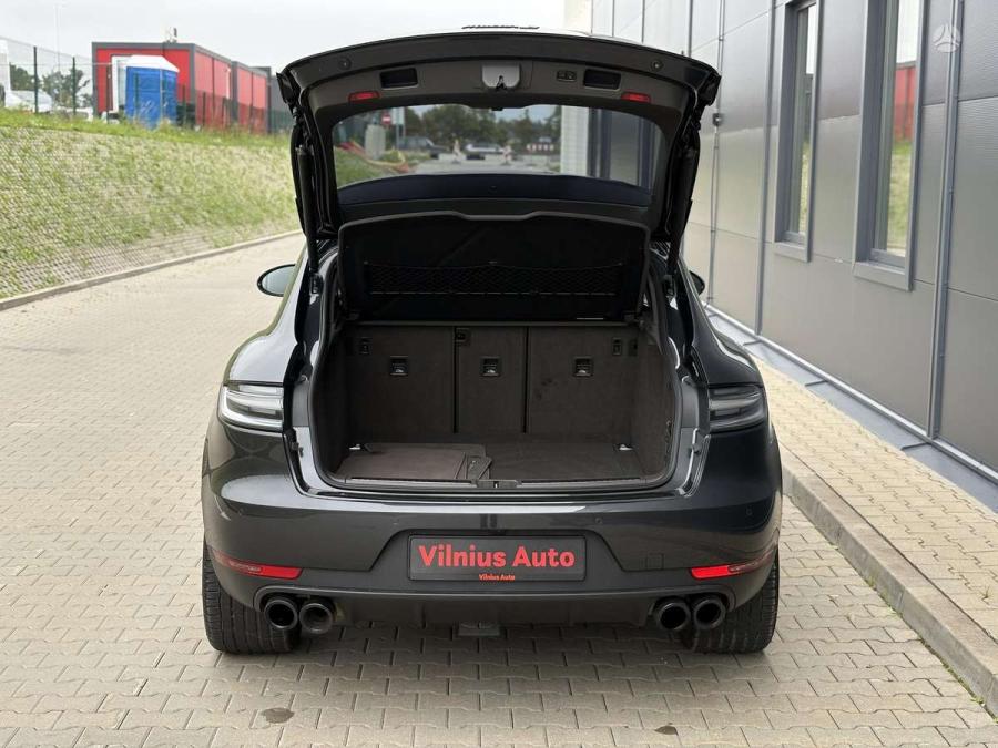 Черный Порше Масан 2020 в Вильнюс, объемом двигателя 3.00 л и пробегом 92 тыс. км за 40990 €, фото 34 на AUTOMOTO.COM.LV