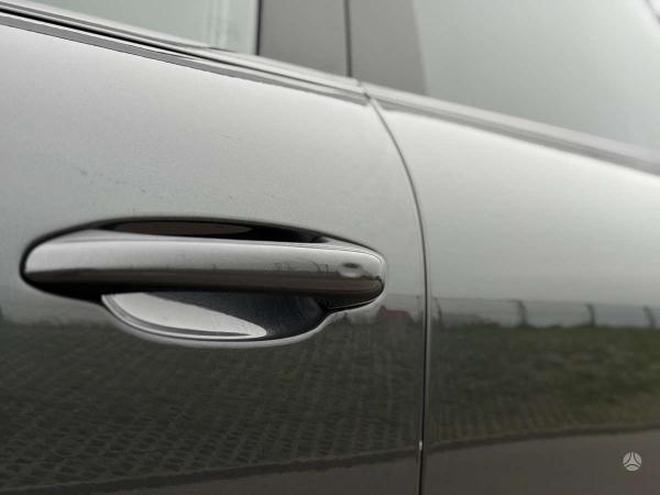 Porsche Macan 2020 in Vilnius on AUTOMOTO.COM.LV Black Porsche Macan 2020 in Vilnius, with an engine capacity of 3.00 L and mileage of 93 thousand km for 39990 €, photo 11 on AUTOMOTO.COM.LV