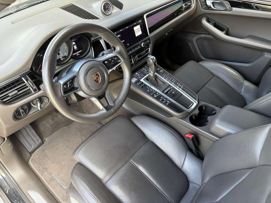 Melns Porsche Macan 2020 Viļņa, ar dzinēja tilpumu 3.00 L un nobraukumu 93 tūkst. km par 39990 €, foto 12 vietnē AUTOMOTO.COM.LV