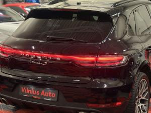 Black Porsche Macan 2020 in Vilnius, with an engine capacity of 3.00 L and mileage of 80 thousand km for 37990 €, photo 9 on AUTOMOTO.COM.LV