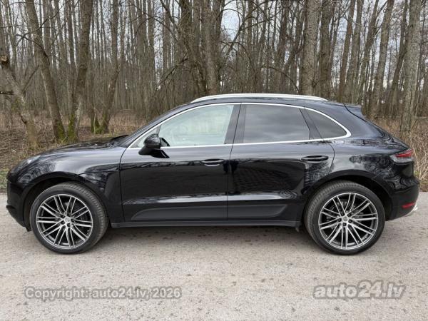 Melns Porsche Macan 2021 Tallina, ar dzinēja tilpumu 2.00 L un nobraukumu 76 tūkst. km par 54900 €, foto  vietnē AUTOMOTO.COM.LV