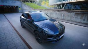 Melns Porsche Macan 2021 Viļņa, ar dzinēja tilpumu 3.00 L un nobraukumu 85 tūkst. km par 40990 €, foto  vietnē AUTOMOTO.COM.LV
