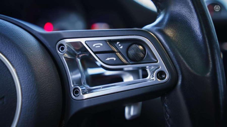 Melns Porsche Macan 2021 Viļņa, ar dzinēja tilpumu 3.00 L un nobraukumu 85 tūkst. km par 40990 €, foto 18 vietnē AUTOMOTO.COM.LV