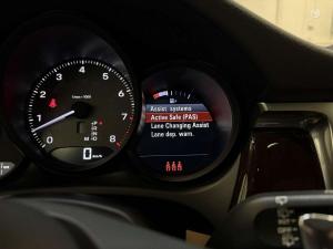 Melns Porsche Macan 2023 Viļņa, ar dzinēja tilpumu 2.89 L un nobraukumu 40 tūkst. km par 55990 €, foto 25 vietnē AUTOMOTO.COM.LV