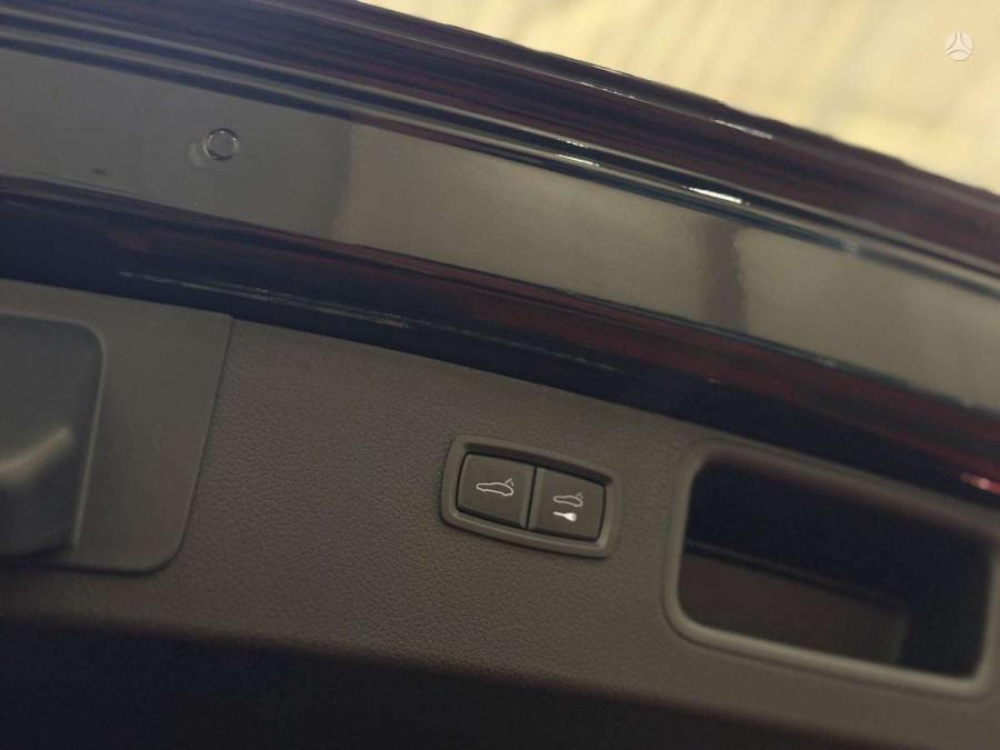 Melns Porsche Macan 2023 Viļņa, ar dzinēja tilpumu 2.89 L un nobraukumu 40 tūkst. km par 55990 €, foto 34 vietnē AUTOMOTO.COM.LV