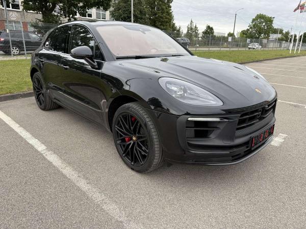 Melns Porsche Macan 2023 Šauļi, ar dzinēja tilpumu 2.90 L un nobraukumu 25 tūkst. km par 58080 €, foto 1 vietnē AUTOMOTO.COM.LV