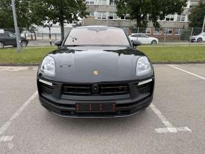 Melns Porsche Macan 2023 Šauļi, ar dzinēja tilpumu 2.90 L un nobraukumu 25 tūkst. km par 58080 €, foto 4 vietnē AUTOMOTO.COM.LV