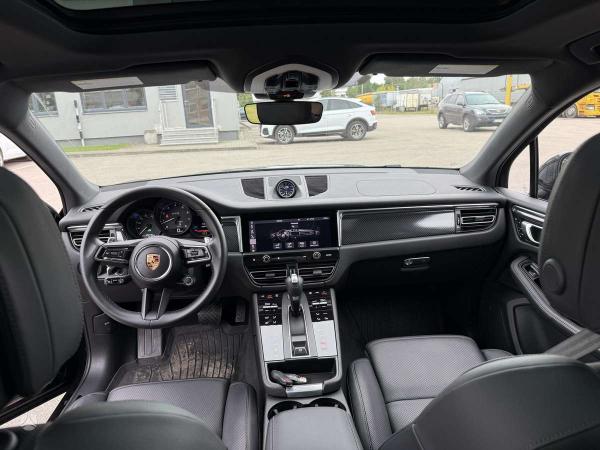 Melns Porsche Macan 2023 Šauļi, ar dzinēja tilpumu 2.90 L un nobraukumu 25 tūkst. km par 58080 €, foto 8 vietnē AUTOMOTO.COM.LV