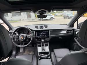 Melns Porsche Macan 2023 Šauļi, ar dzinēja tilpumu 2.90 L un nobraukumu 25 tūkst. km par 58080 €, foto 9 vietnē AUTOMOTO.COM.LV