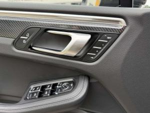 Melns Porsche Macan 2023 Šauļi, ar dzinēja tilpumu 2.90 L un nobraukumu 25 tūkst. km par 58080 €, foto 14 vietnē AUTOMOTO.COM.LV