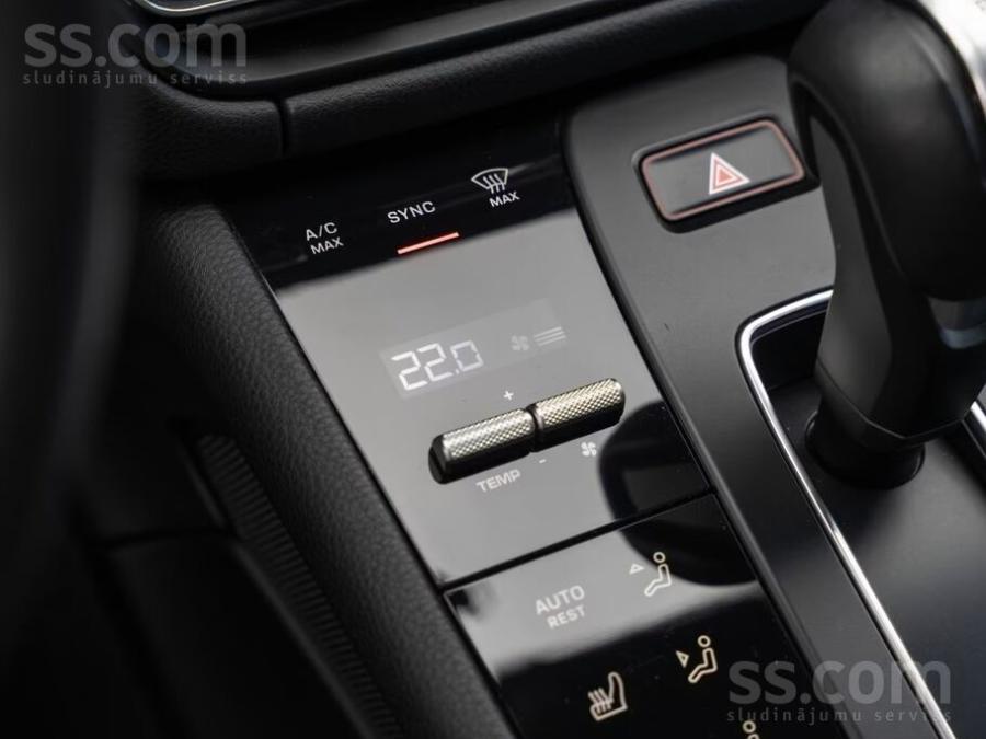 Черный Порше Масан 2024 в Рига, объемом двигателя 2.00 л и пробегом 29 тыс. км за 74800 €, фото 11 на AUTOMOTO.COM.LV