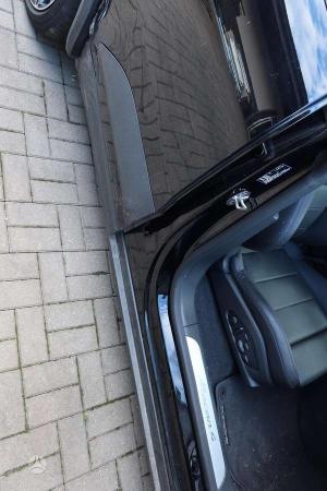 Black Porsche Macan 2024 in Kaunas, with an engine capacity of 0.00 L and mileage of 6 thousand km for 38500 €, photo 38 on AUTOMOTO.COM.LV