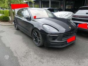 Black Porsche Macan 2024 in Klaipeda, with an engine capacity of 2.89 L and mileage of 45 thousand km for 33000 €, photo 4 on AUTOMOTO.COM.LV
