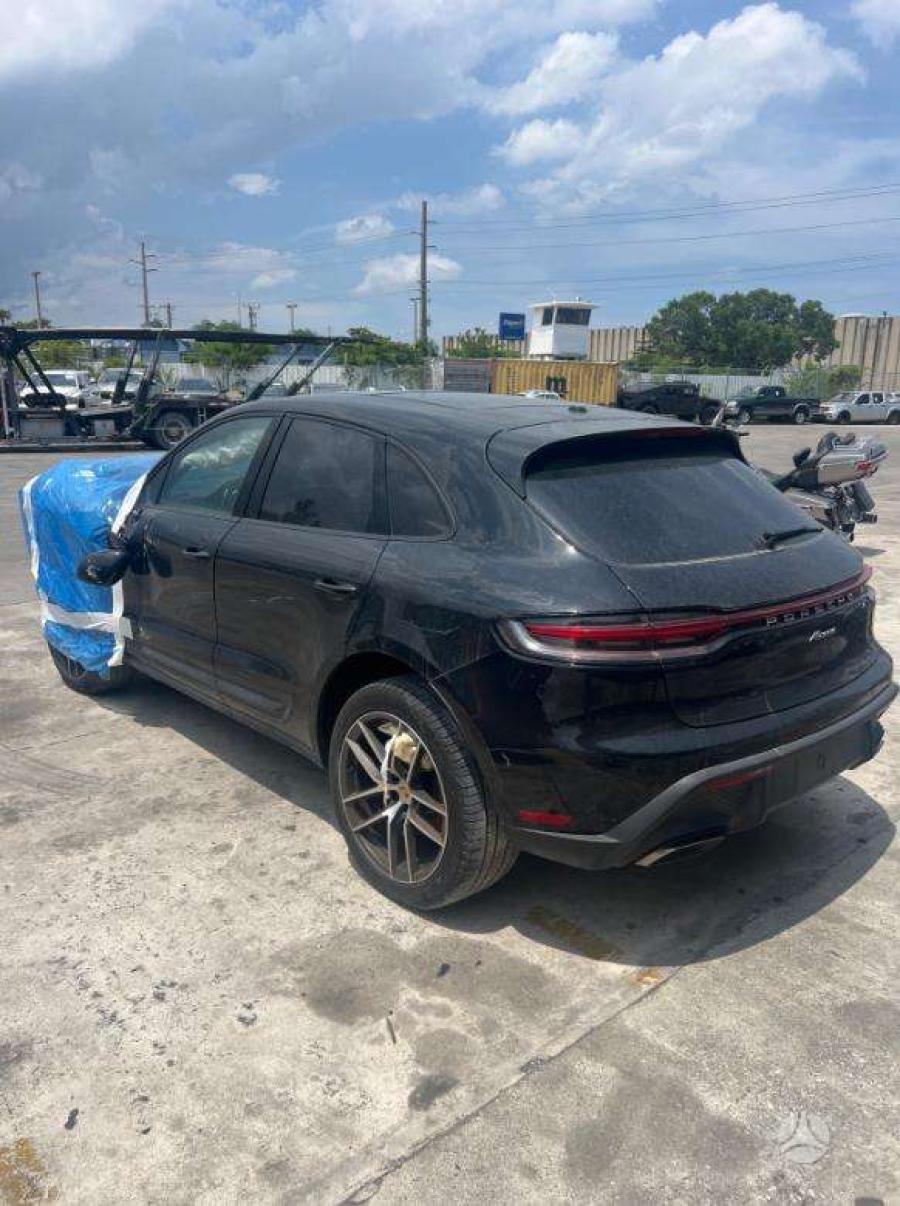 Melns Porsche Macan 2025 Klaipėda, ar dzinēja tilpumu 1.98 L un nobraukumu 10 tūkst. km par 22000 €, foto 1 vietnē AUTOMOTO.COM.LV