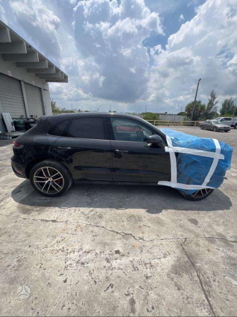 Melns Porsche Macan 2025 Klaipėda, ar dzinēja tilpumu 1.98 L un nobraukumu 10 tūkst. km par 22000 €, foto 5 vietnē AUTOMOTO.COM.LV