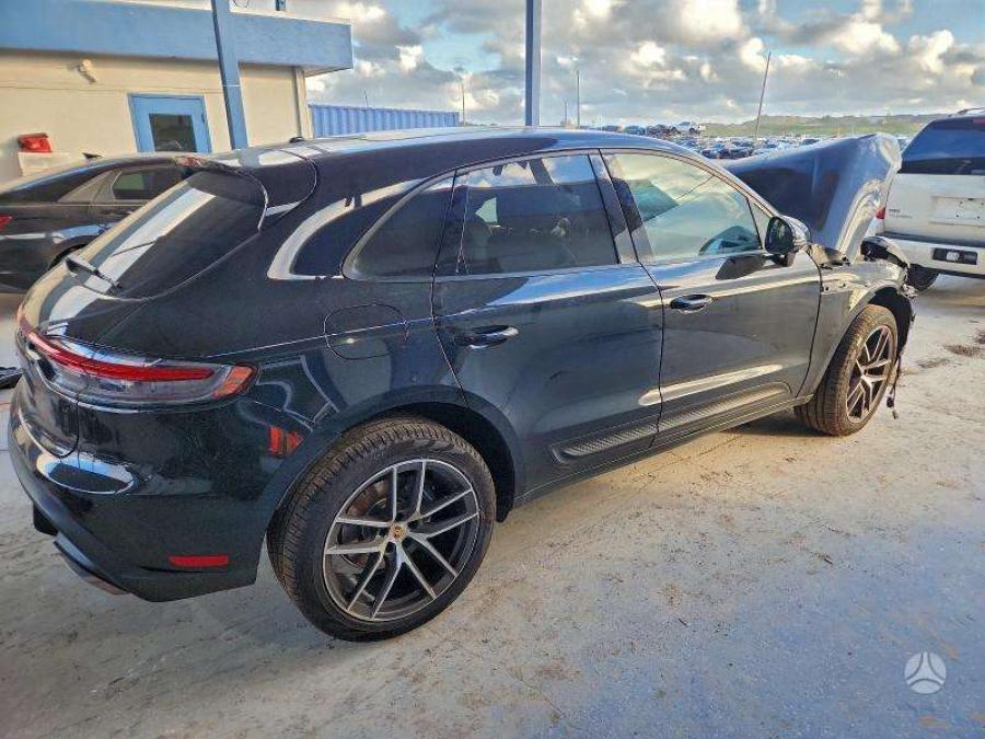 Melns Porsche Macan 2025 Klaipėda, ar dzinēja tilpumu 1.98 L un nobraukumu 10 tūkst. km par 22000 €, foto 8 vietnē AUTOMOTO.COM.LV