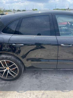 Melns Porsche Macan 2025 Klaipėda, ar dzinēja tilpumu 1.98 L un nobraukumu 10 tūkst. km par 22000 €, foto 10 vietnē AUTOMOTO.COM.LV