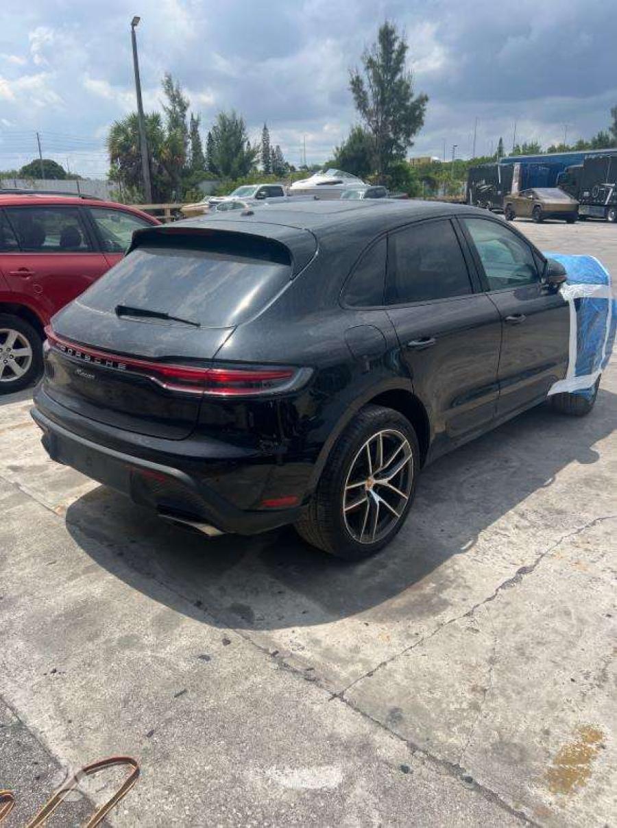 Melns Porsche Macan 2025 Klaipėda, ar dzinēja tilpumu 1.98 L un nobraukumu 10 tūkst. km par 22000 €, foto 18 vietnē AUTOMOTO.COM.LV