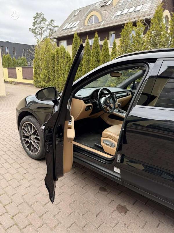 Melns Porsche Macan 2017 Viļņa, ar dzinēja tilpumu 1.98 L un nobraukumu 83 tūkst. km par 29000 €, foto 10 vietnē AUTOMOTO.COM.LV